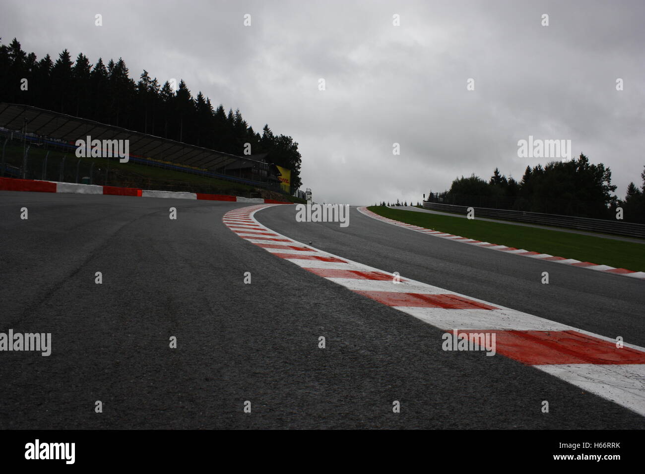 Eau Rouge tour à Spa Francorchamps circuit de Formule 1 Photo Stock - Alamy