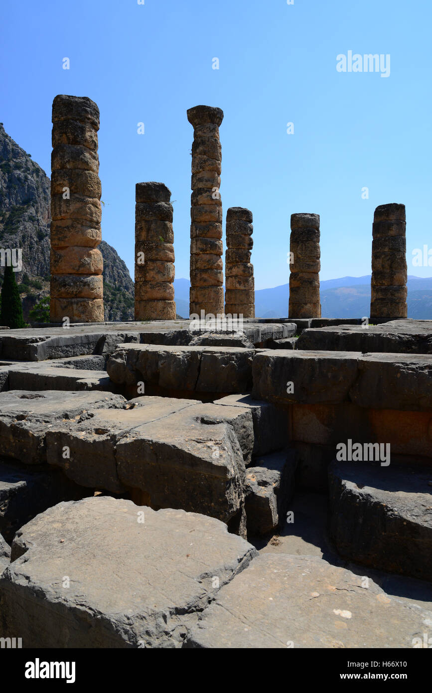 Archaeological site of delphi greece Banque de photographies et d ...