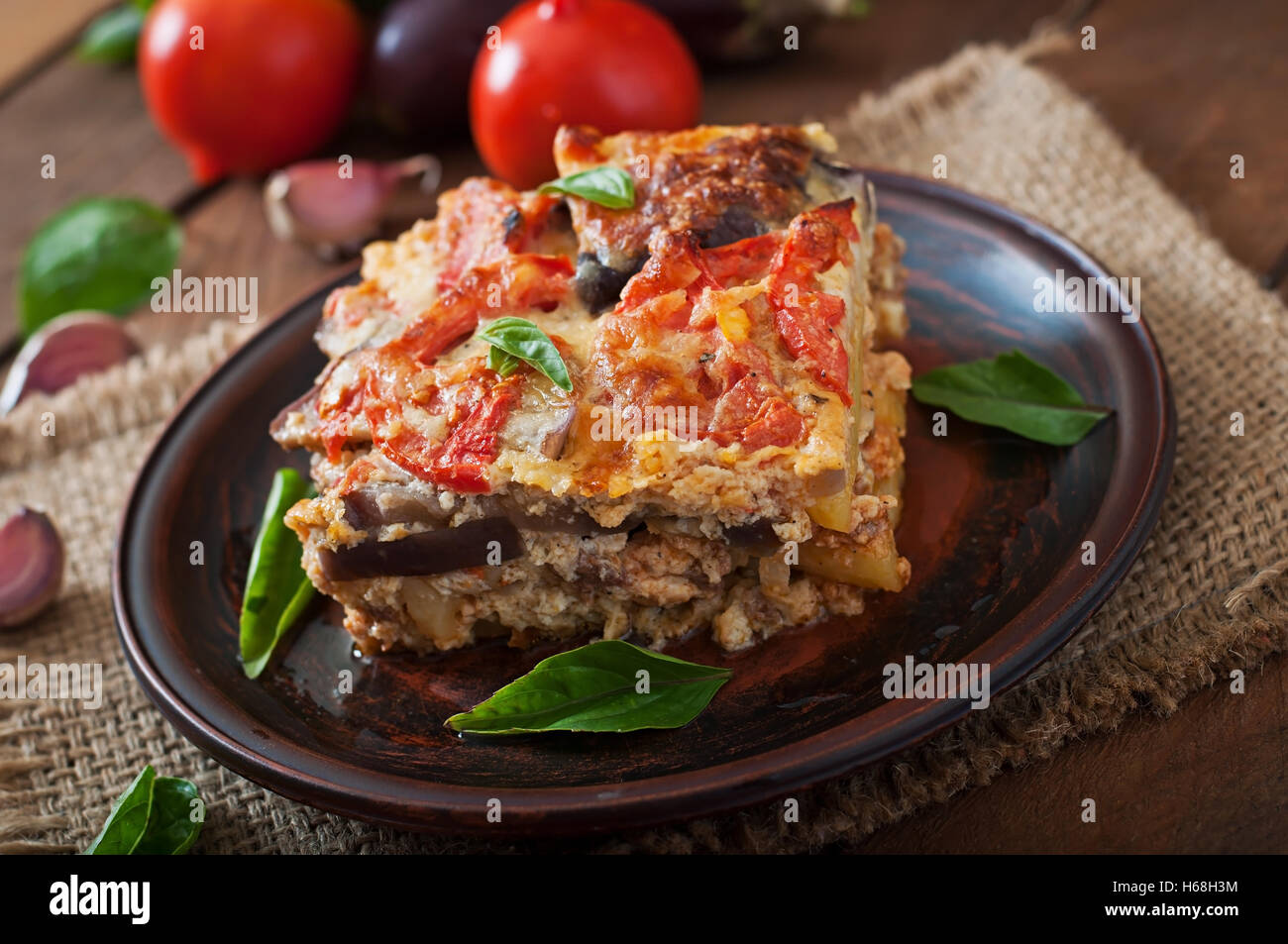 La Moussaka - un plat traditionnel grec Photo Stock - Alamy