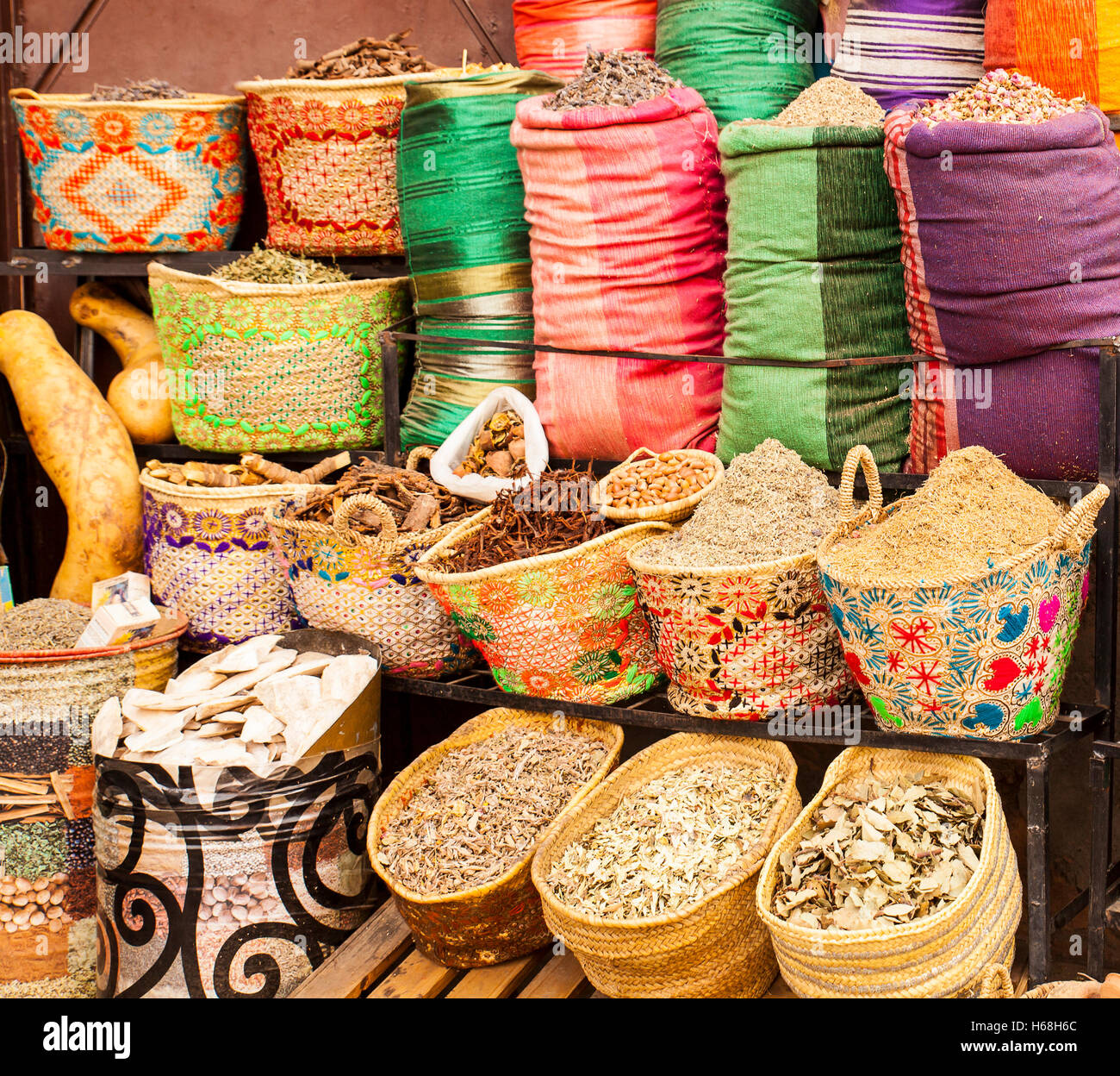Magasin de rue au maroc Banque de photographies et d’images à haute ...