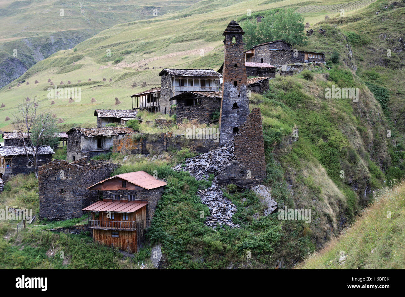 Village fortifié Banque de photographies et d’images à haute résolution ...