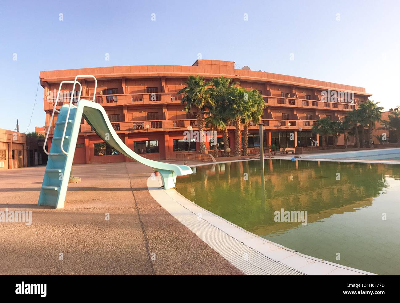 Béchar, Algérie - 23 OCT 2016 : El jazira bâtiment de l'hôtel à Béchar ...