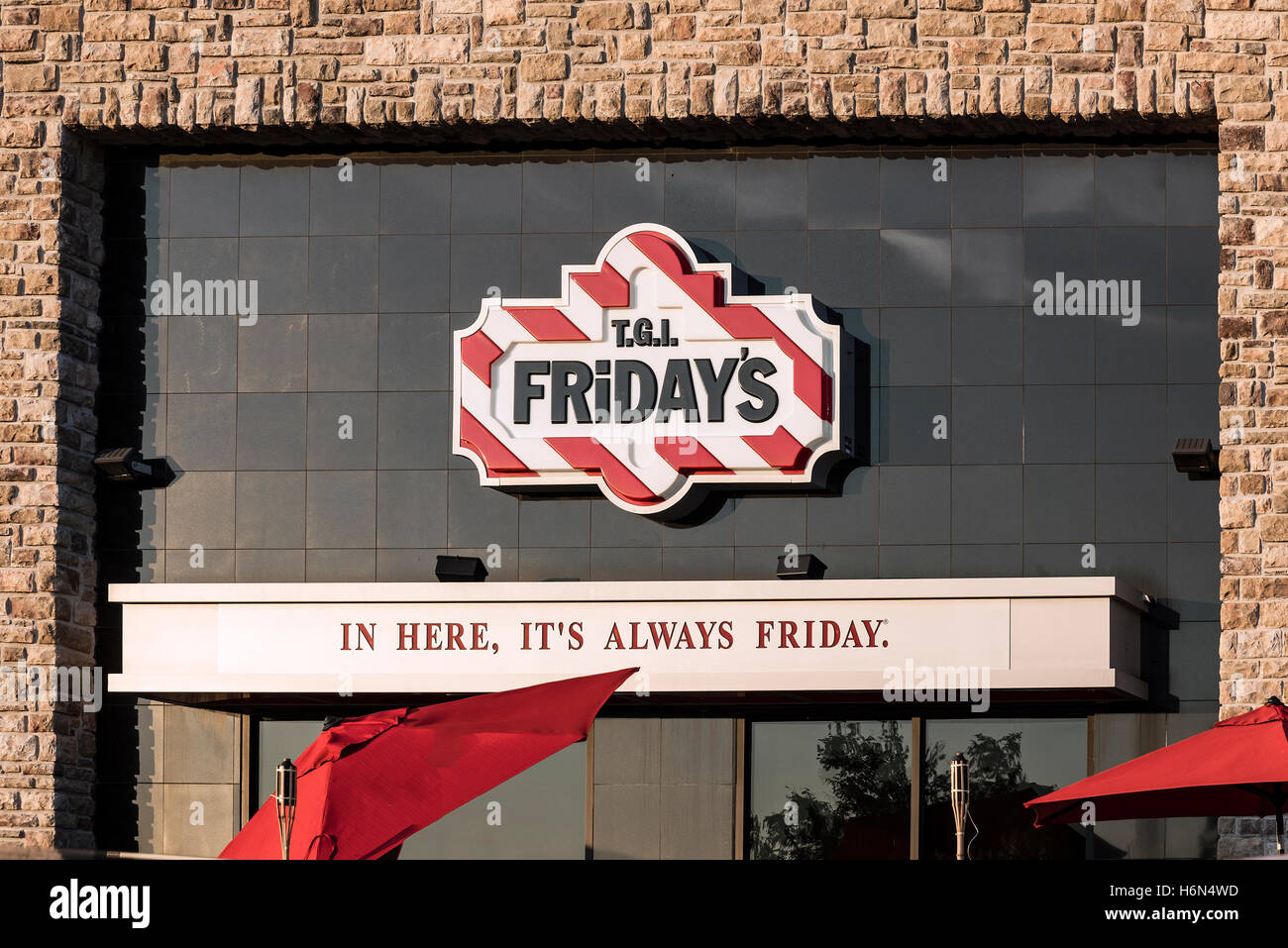 Tgi restaurant Banque de photographies et d’images à haute résolution ...
