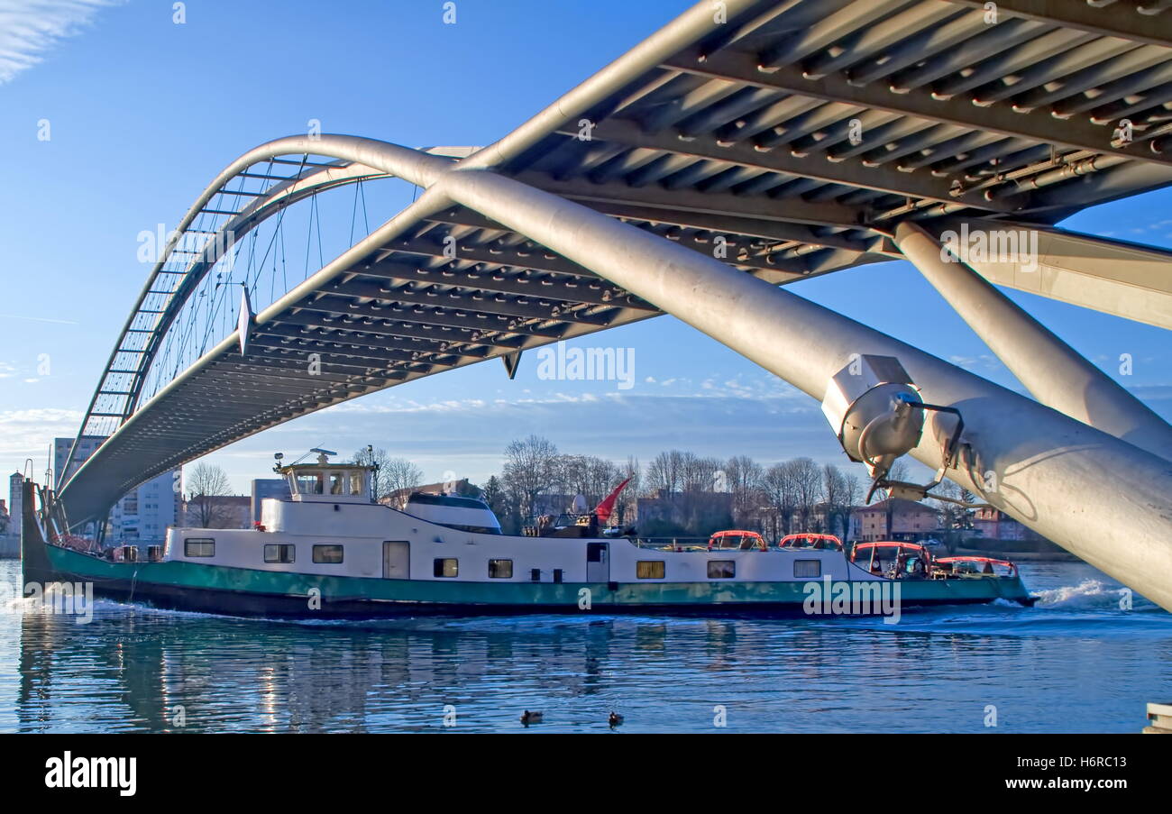 Bridge ship freighter Banque de photographies et d’images à haute ...