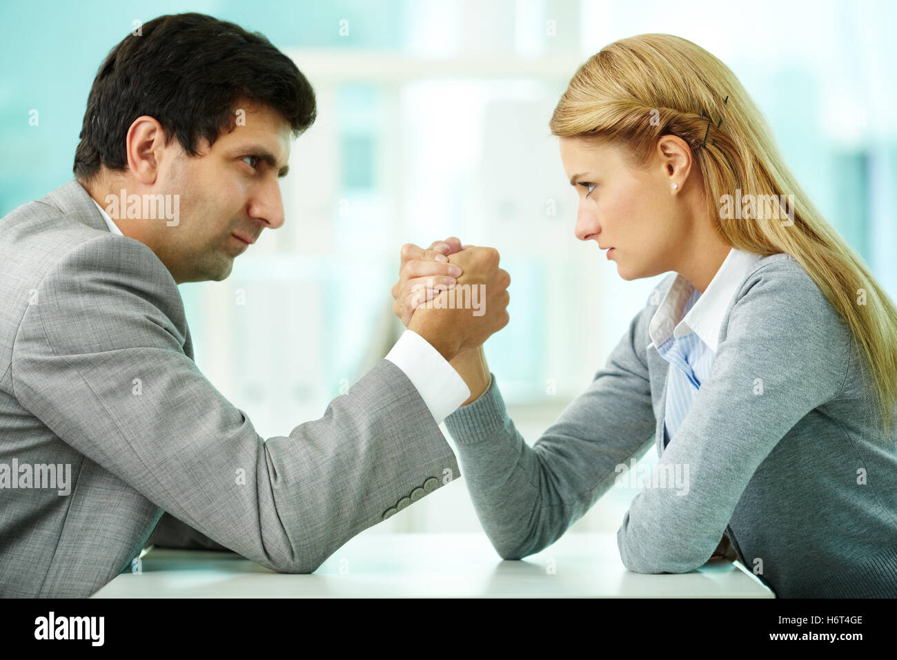 Profil de geste femme homme les êtres humains personnes personnes folk ...