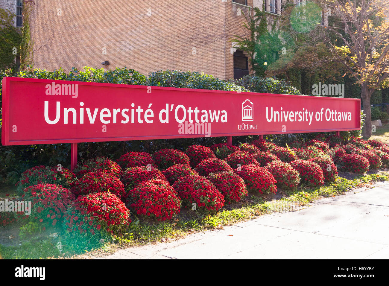 Logo uottawa Banque de photographies et d’images à haute résolution - Alamy