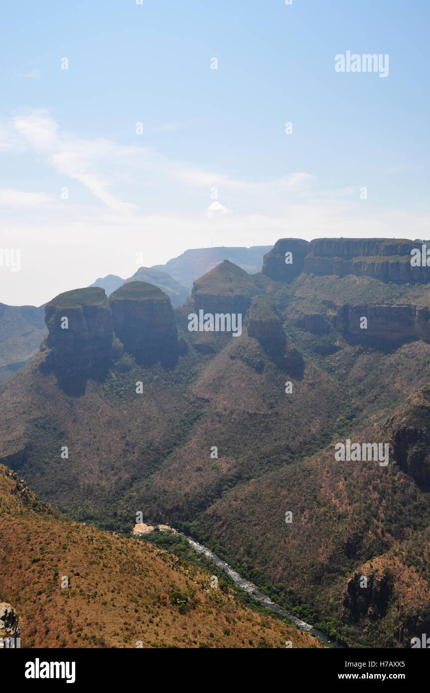 Afrique du Sud : Trois Rondavels au Blyde River Canyon, une énorme ...