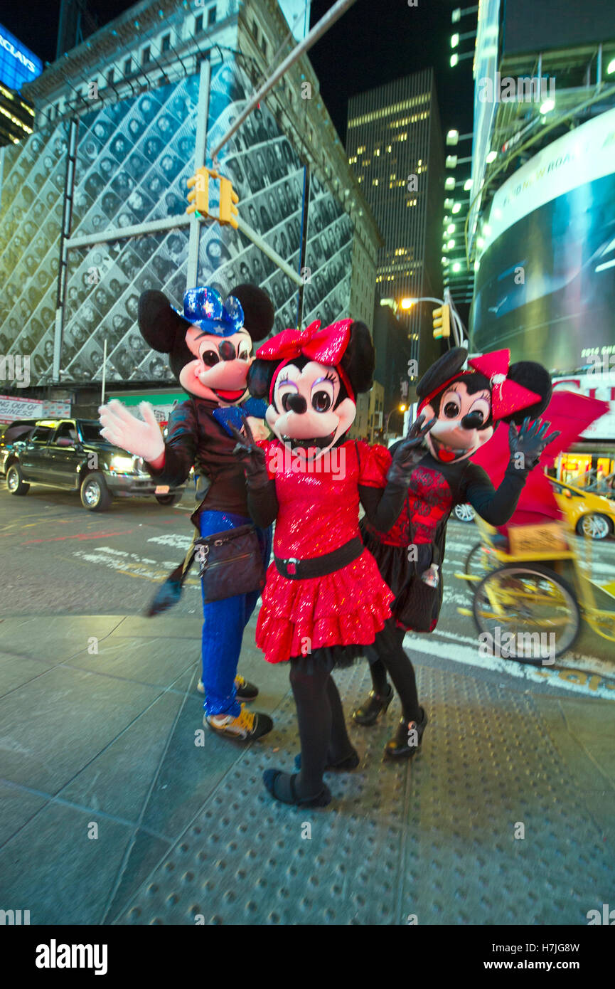 L'argent de mickey mouse Banque de photographies et d’images à haute ...