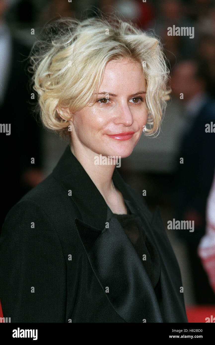 Jennifer jason leigh Banque de photographies et d’images à haute ...