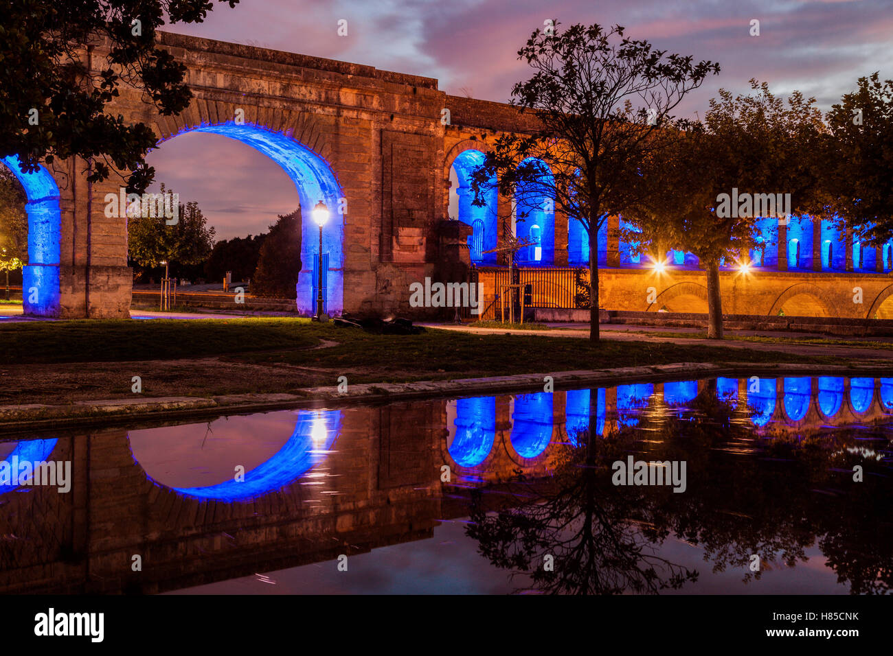L'aqueduc de Saint Clément à Montpellier. Montpellier, en Occitanie, en ...
