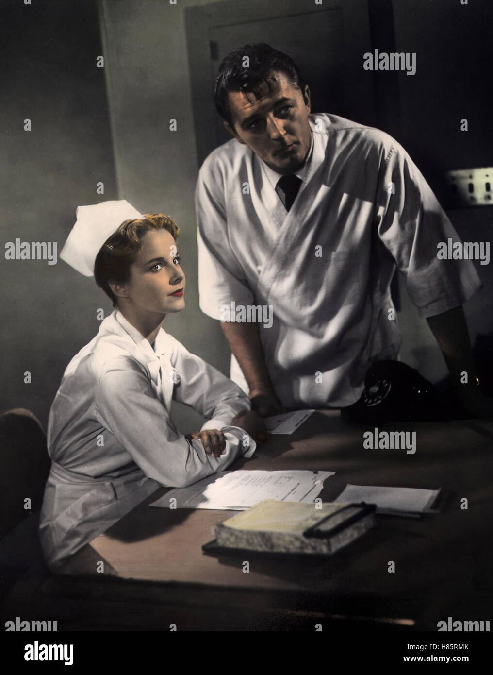 Otto preminger robert mitchum Banque de photographies et d’images à ...