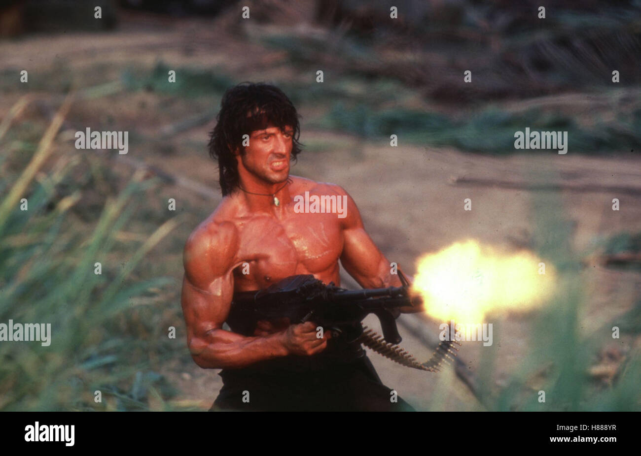 Rambo II - der Auftrag, (RAMBO II), Regie : George P. Cosmatos ...