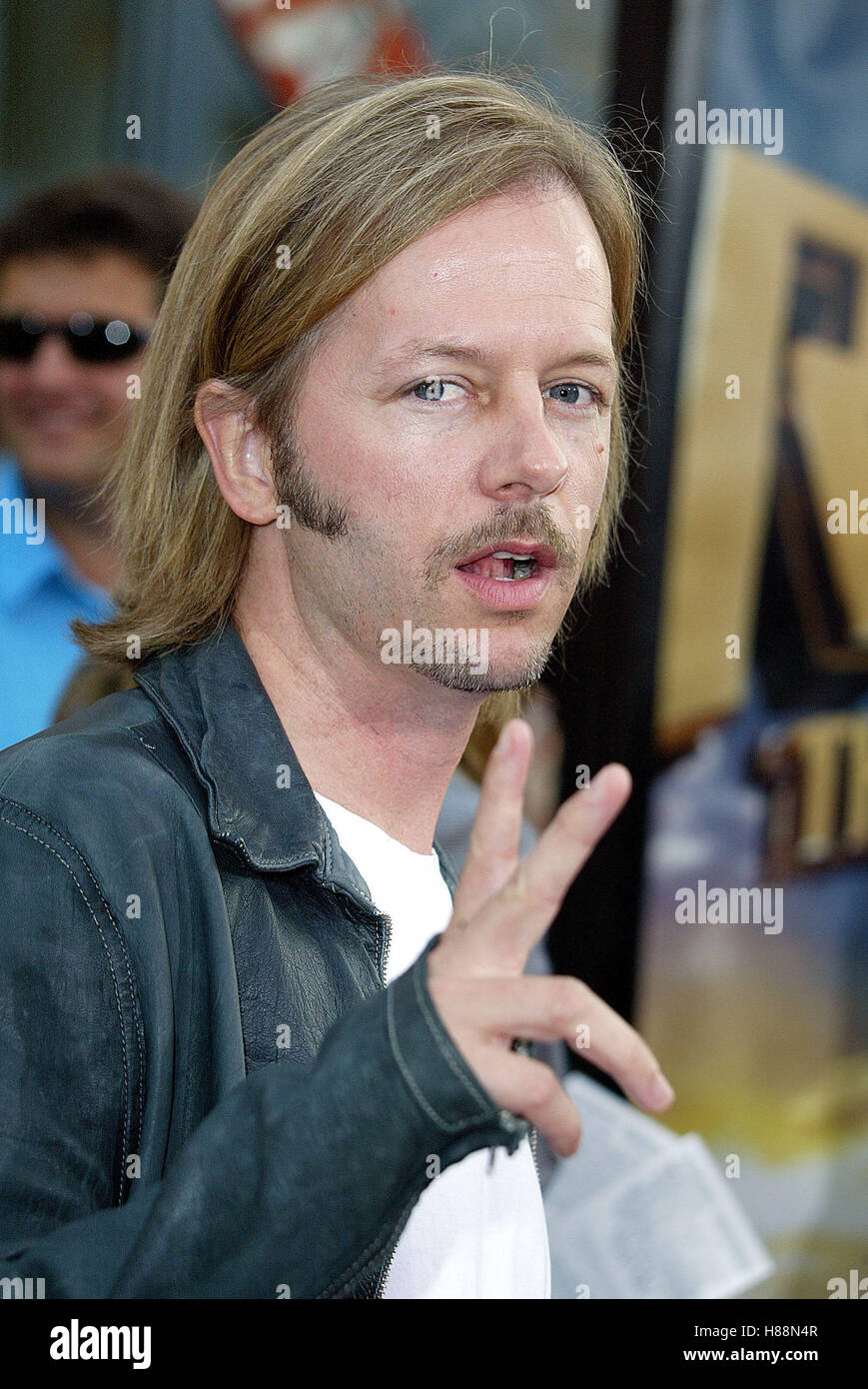 David spade lara croft tomb raider Banque de photographies et d’images ...