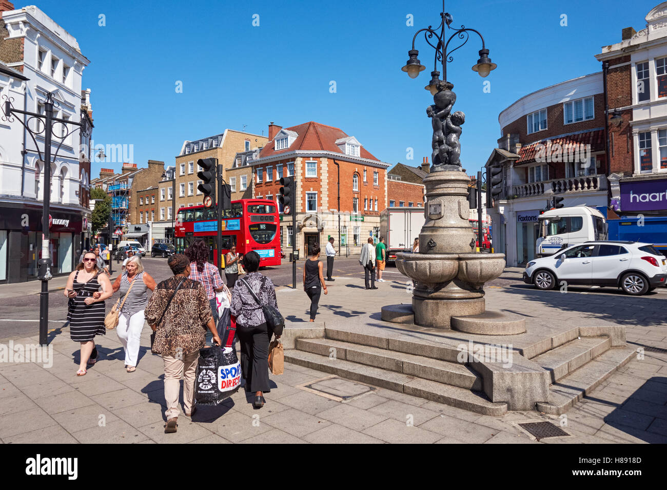 Enfield Town Centre, Londres Angleterre Royaume-Uni UK Photo Stock - Alamy