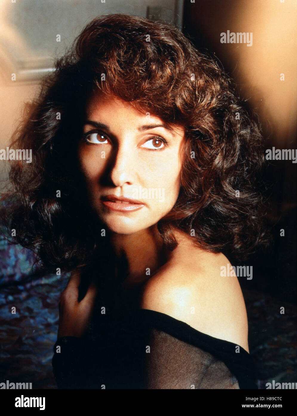 Nackte Sünde, (LA FEMME QUI A PÉCHÉ) USA 1991, Régie : Michael Switzer ...