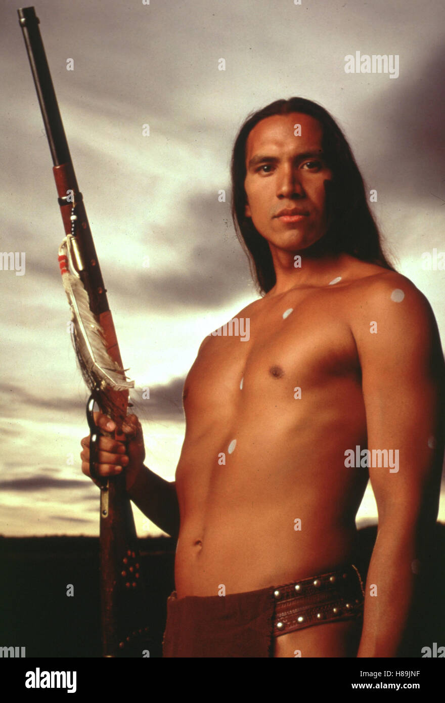Crazy Horse (cheval fou) USA 1996, Regie : John Irvin, Michael Greyeyes ...