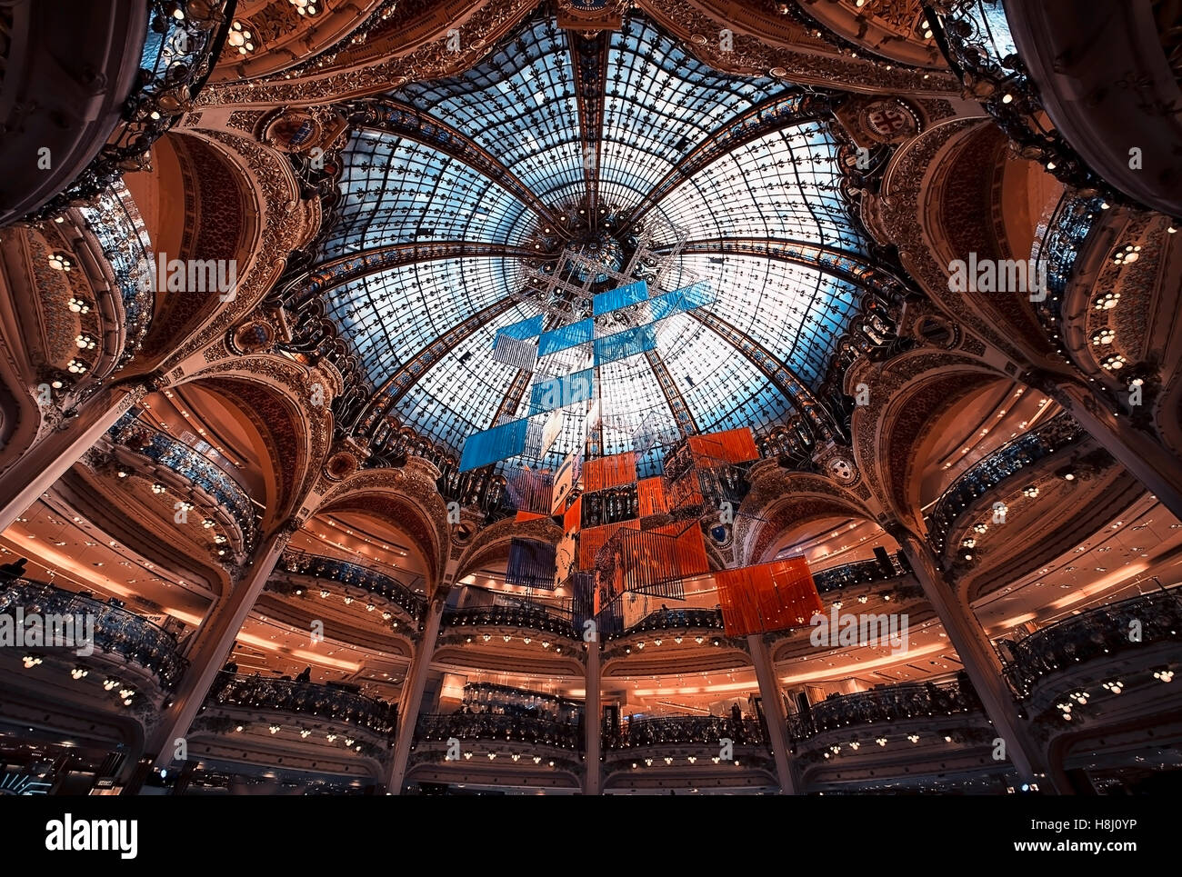 Ceiling galeries lafayette paris france Banque d'image et photos - Alamy