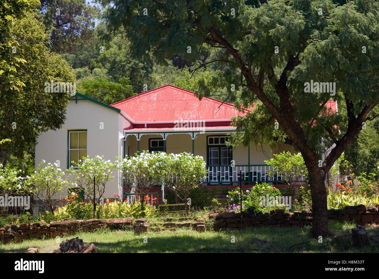 Maisons traditionnelles sud africaines Banque de photographies et d’images à haute résolution ...
