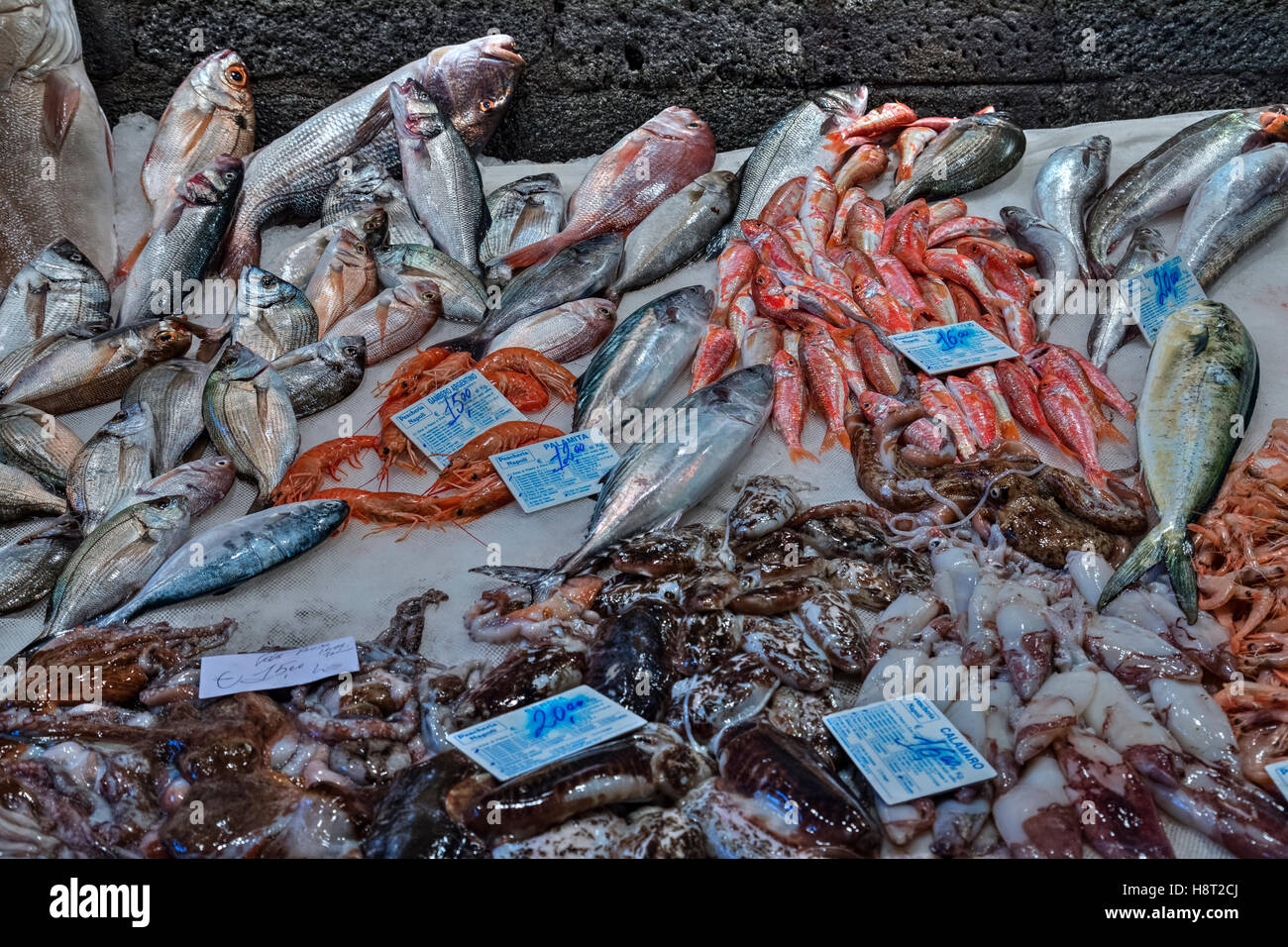 La pescheria Banque de photographies et d’images à haute résolution - Alamy