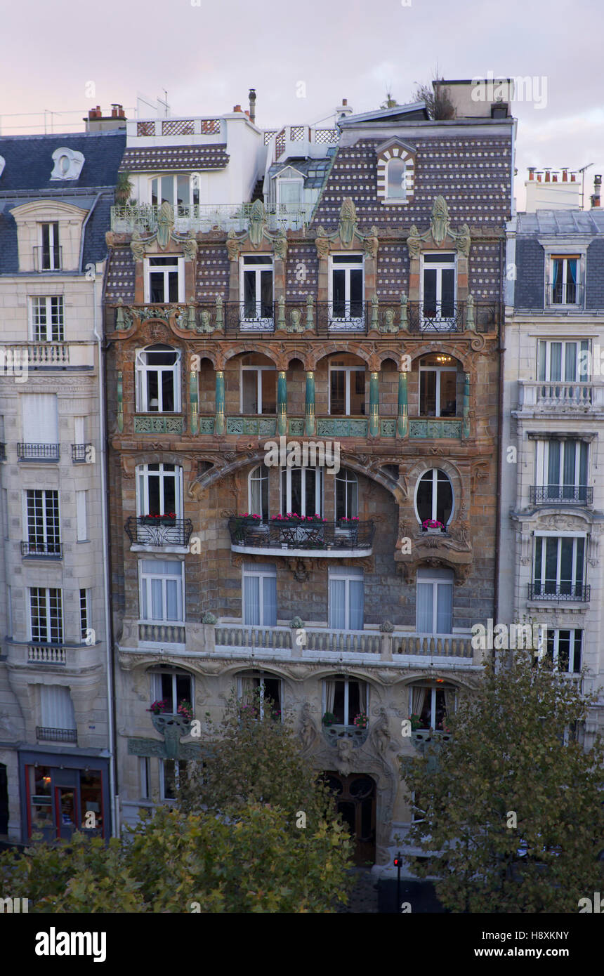 Immeuble Lavirotte, 29 Avenue Rapp, Paris Photo Stock - Alamy