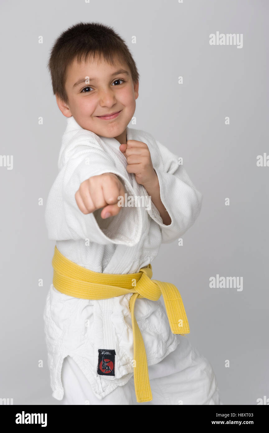 Judo garçon Banque de photographies et d’images à haute résolution - Alamy