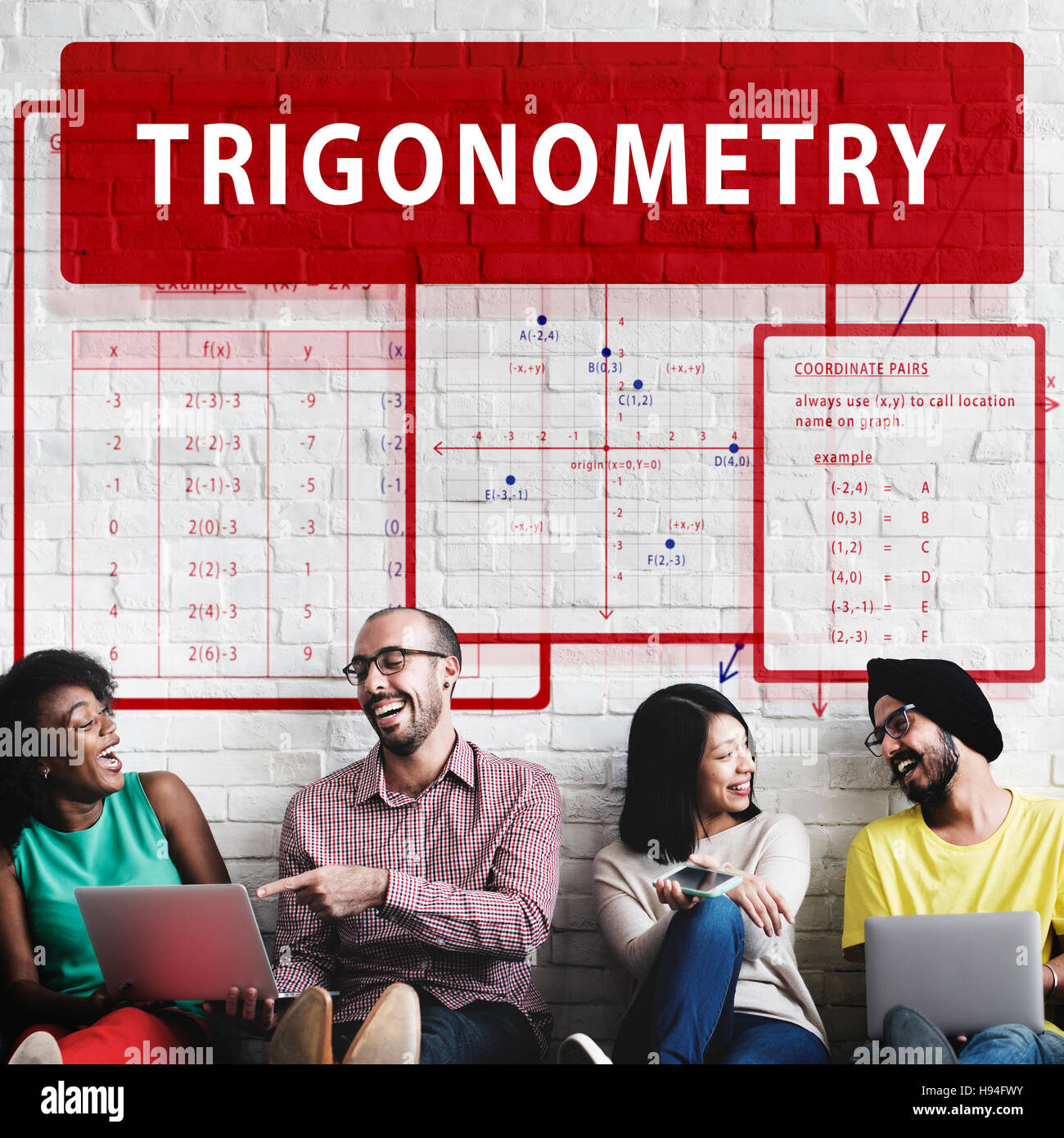 Tableau de calcul mathématiques trigonométrie notion Photo Stock - Alamy