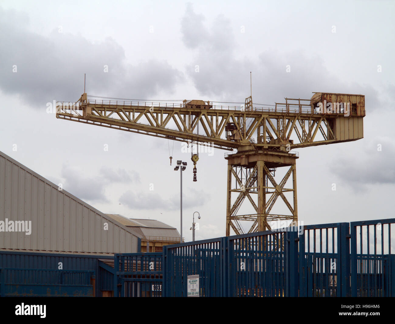 Clyde, Grue Grue titan Whiteinch à côté d'une casse, et elle-même à ...