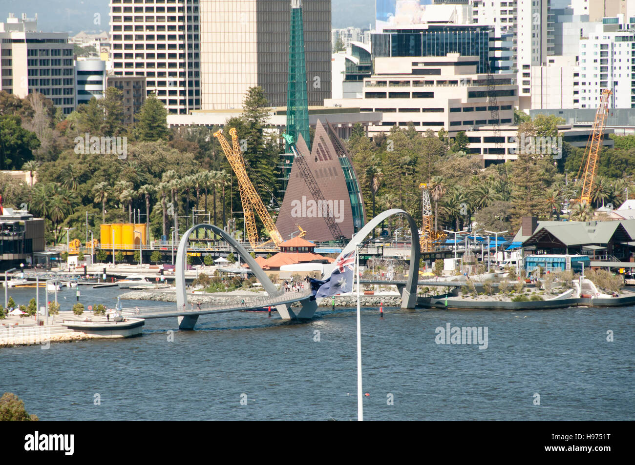 Elizabeth quay perth Banque de photographies et d’images à haute ...