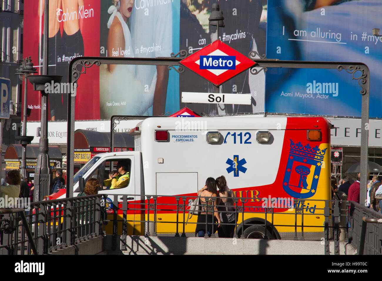 Madrid sol metro station Banque de photographies et d’images à haute ...