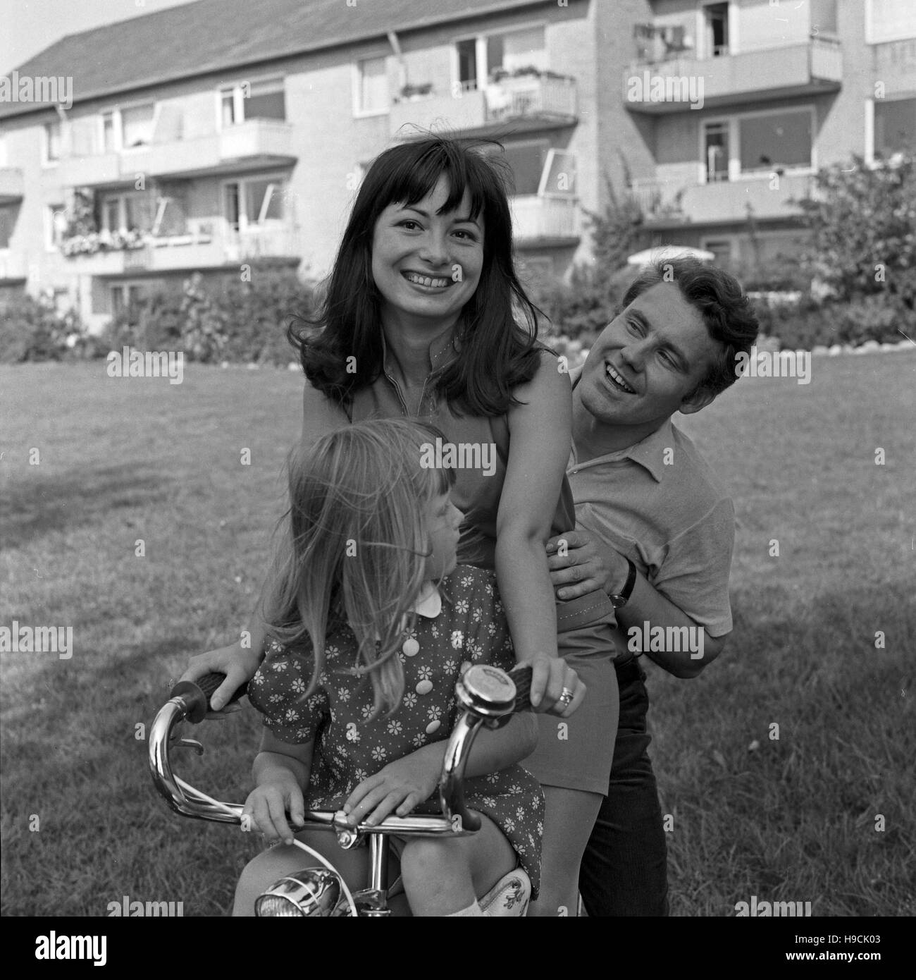 Deutscher Volksschauspieler Edgar Bessen mit Ehefrau Heidi Koehn ...