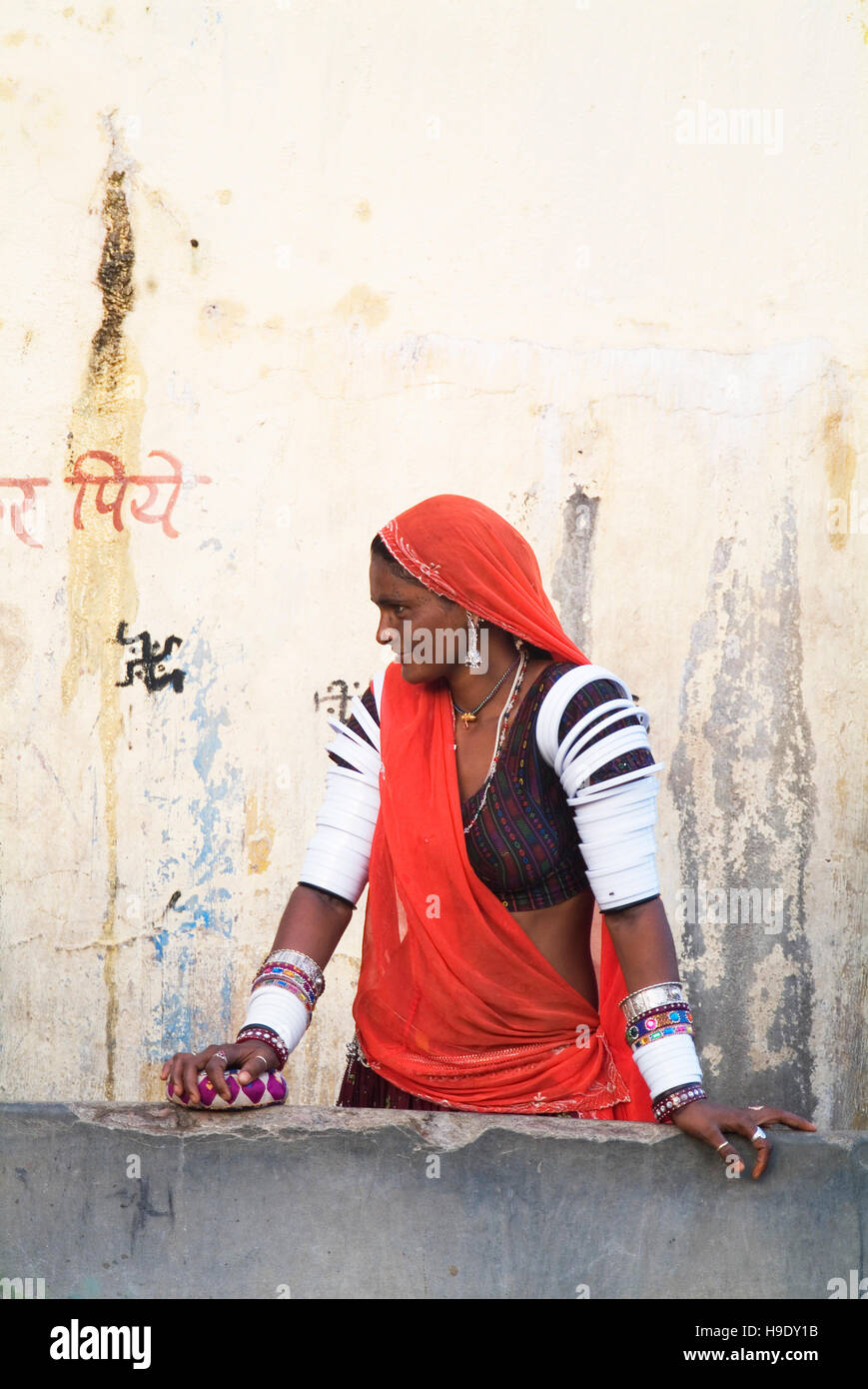 Tenues de sari Banque de photographies et d’images à haute résolution ...