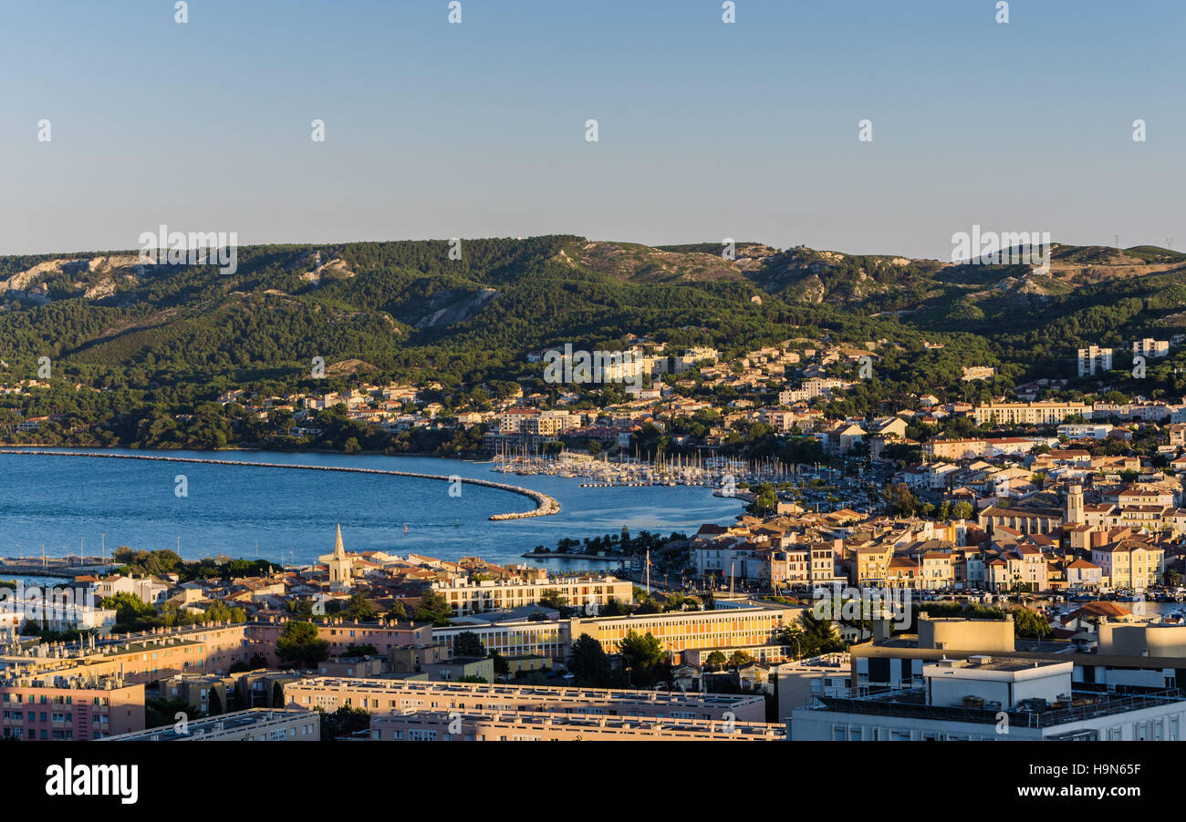 Ville de martigues Banque de photographies et d’images à haute résolution - Alamy