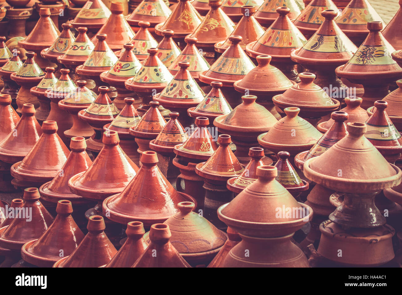 Moroccan cooking pots Banque de photographies et d’images à haute ...