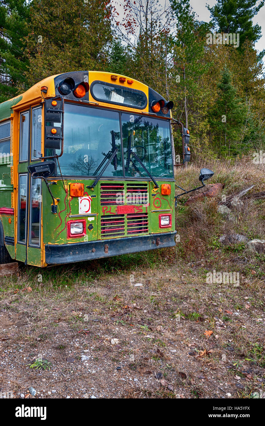 Thomas construit le bus Banque de photographies et d’images à haute ...