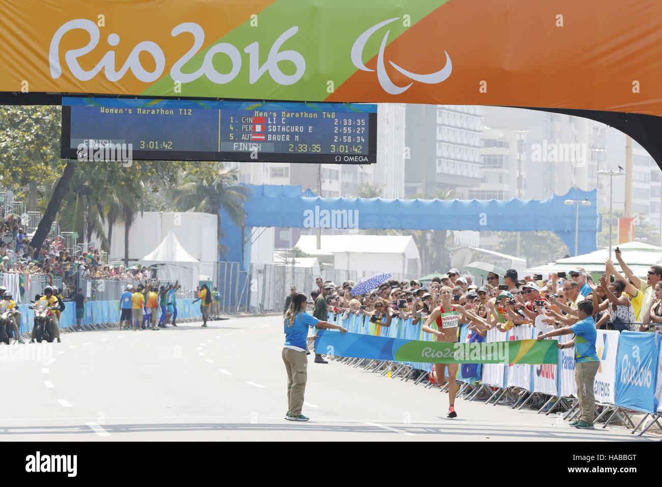 Elena congost Banque de photographies et d’images à haute résolution ...