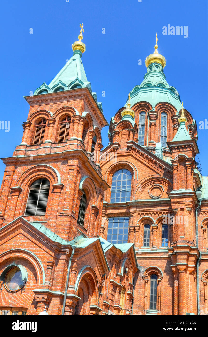 La cathédrale orthodoxe Uspenski, célèbre monument à Helsinki, en ...