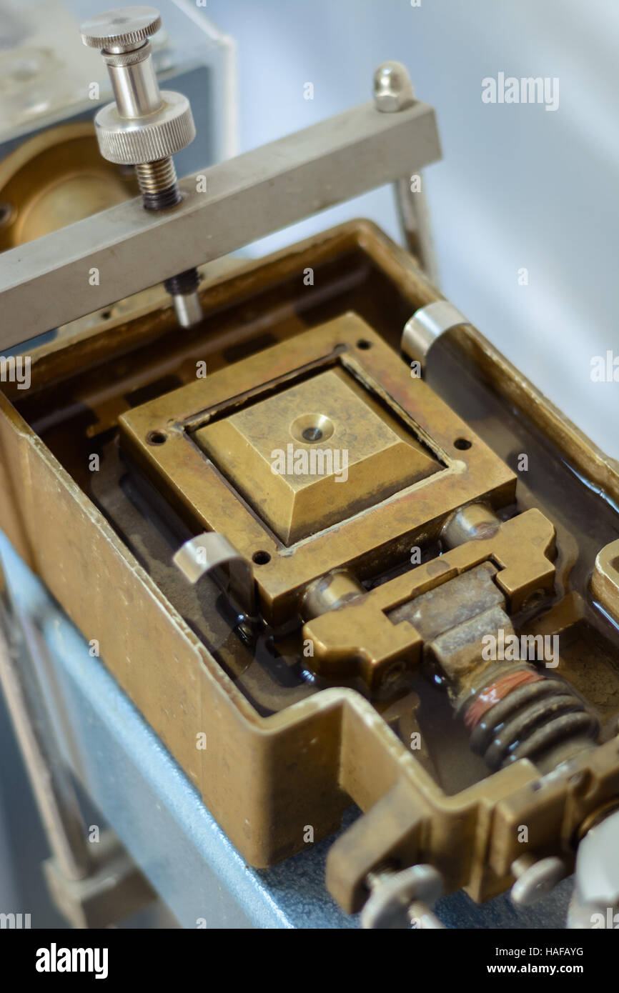 Cisaillement Du Sol Banque d'image et photos - Alamy