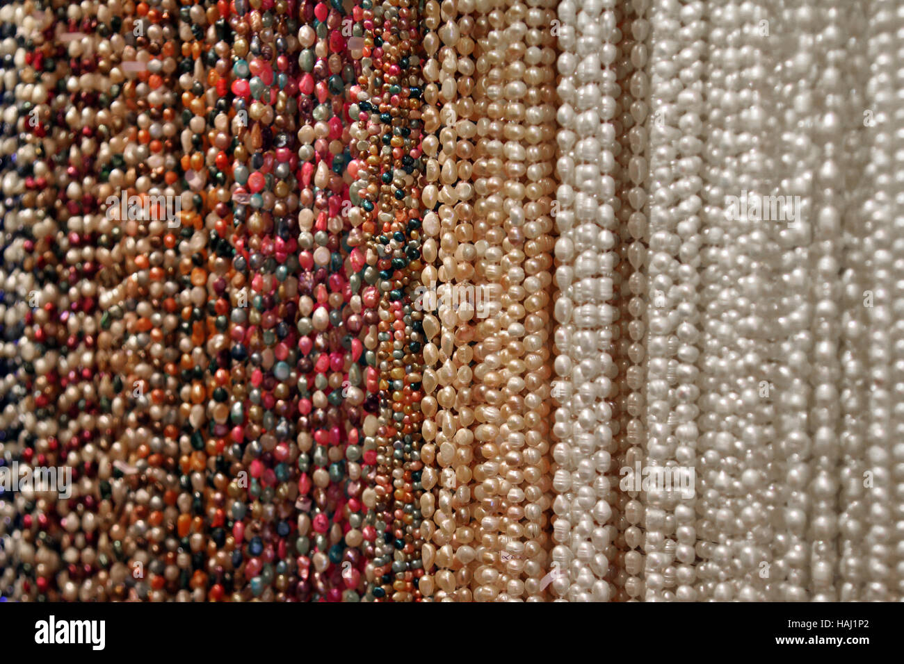 Perles de perle Banque de photographies et d’images à haute résolution ...