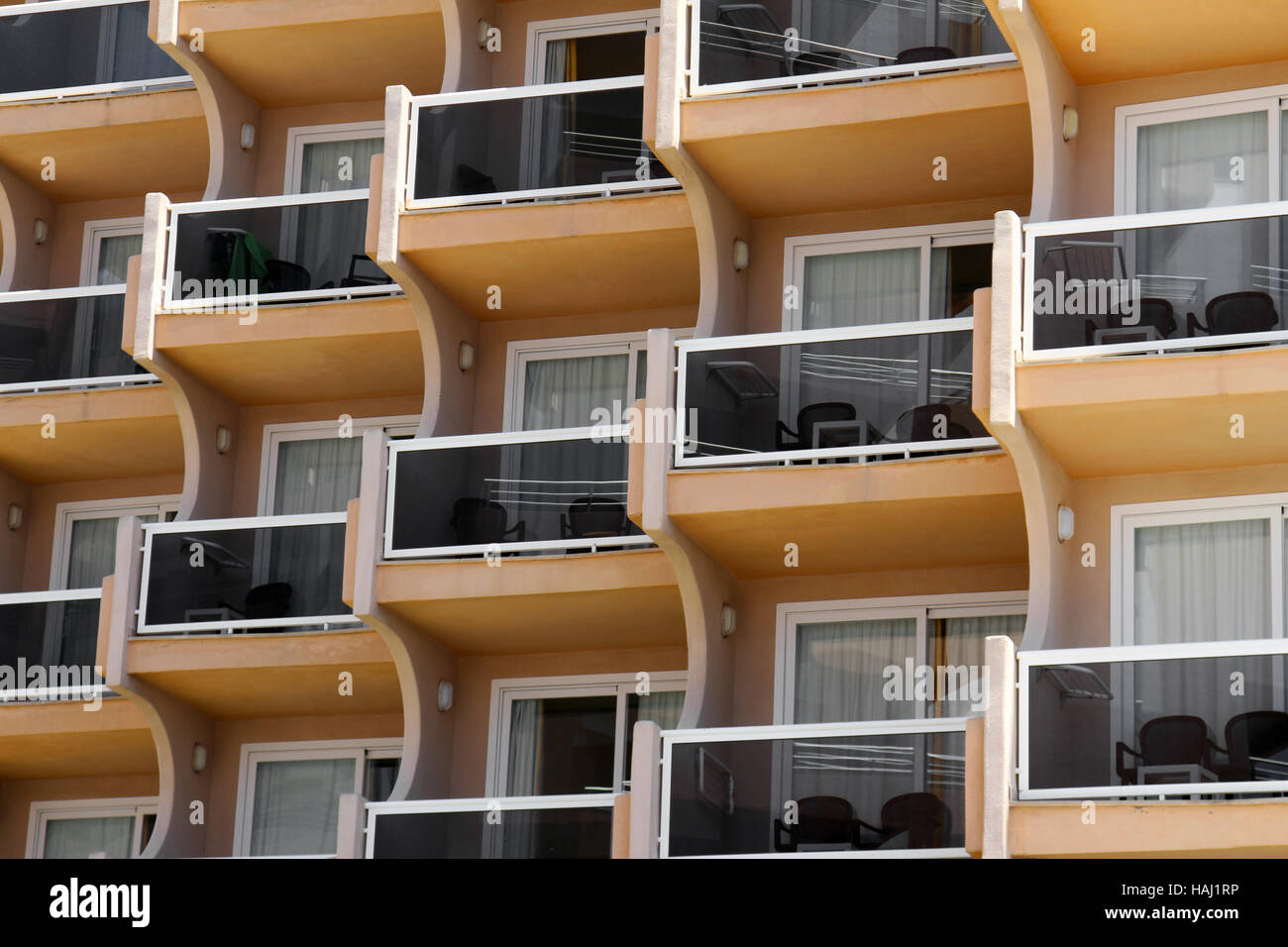Hotel facade balconies Banque de photographies et d’images à haute ...
