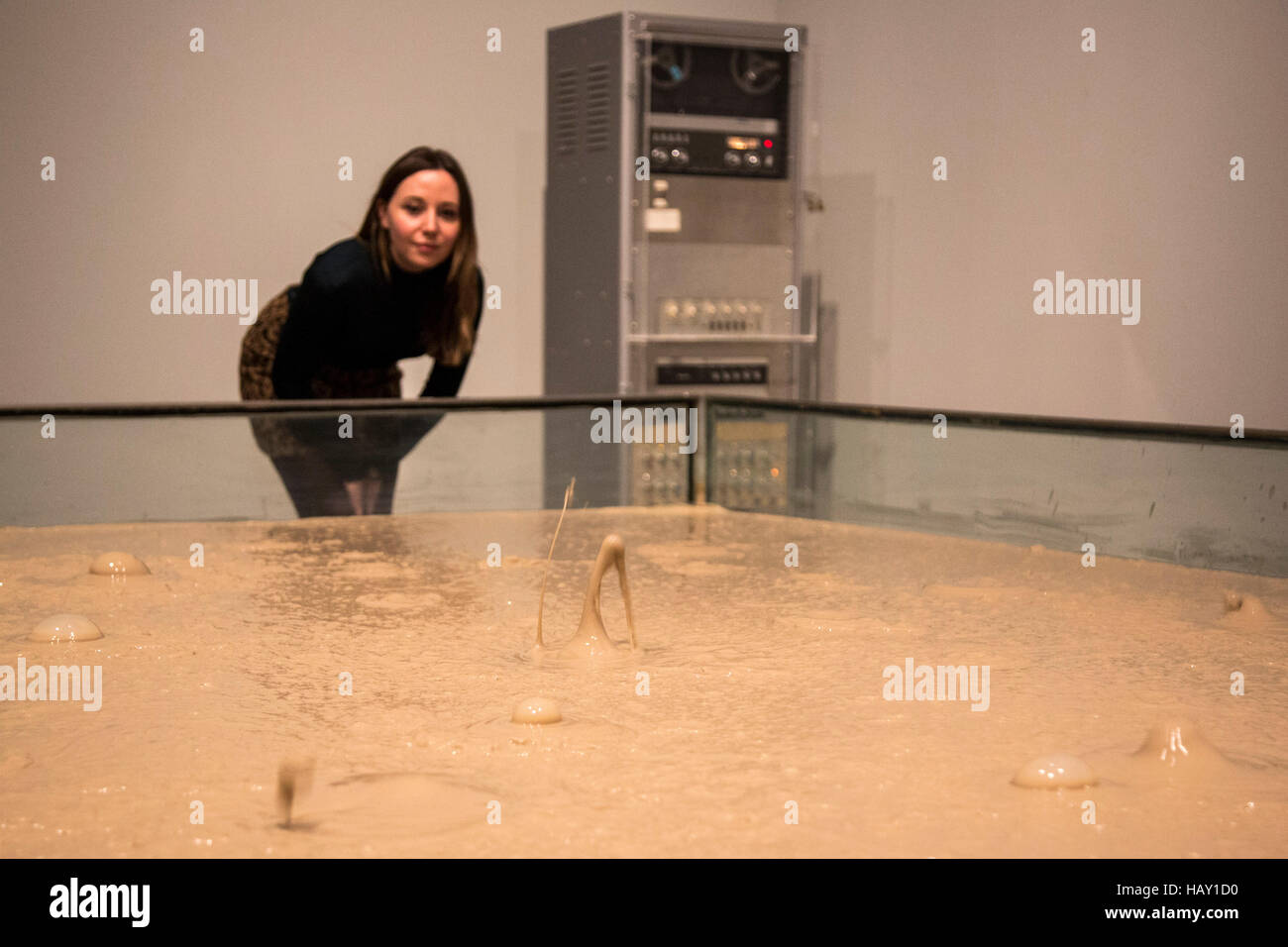 Mud Muse, 1968-1971, par Robert Rauschenberg. Tate Modern's grande exposition de l'oeuvre de ...