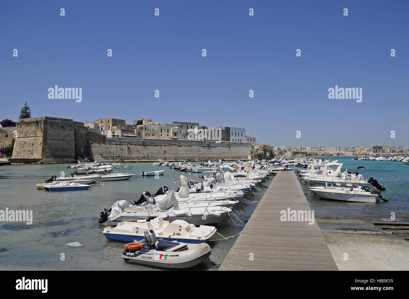 Port otranto Banque de photographies et d’images à haute résolution - Alamy