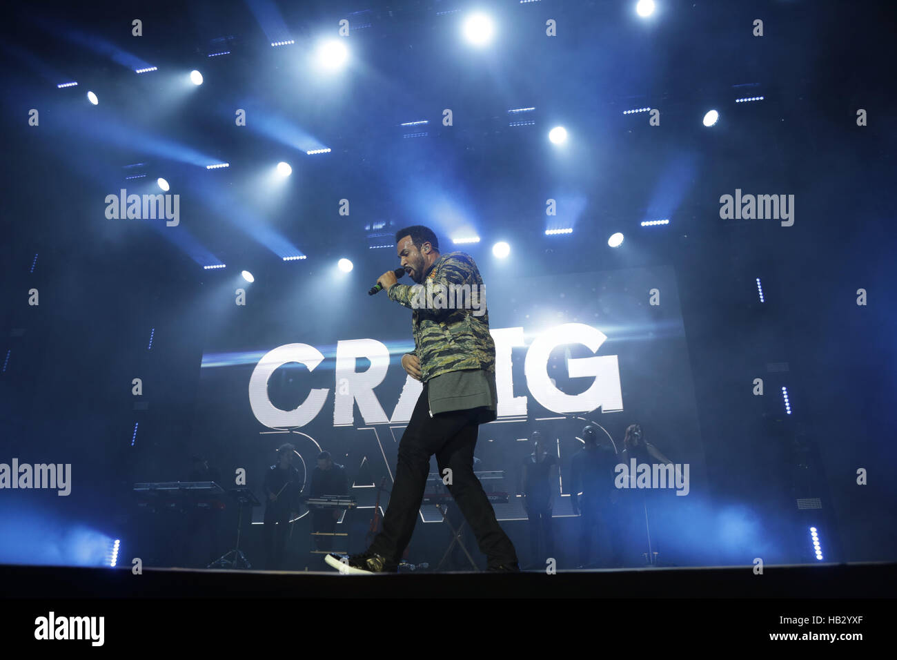 Craig David joue sur la scène du Capital au Jingle Bell Ball avec Coca ...