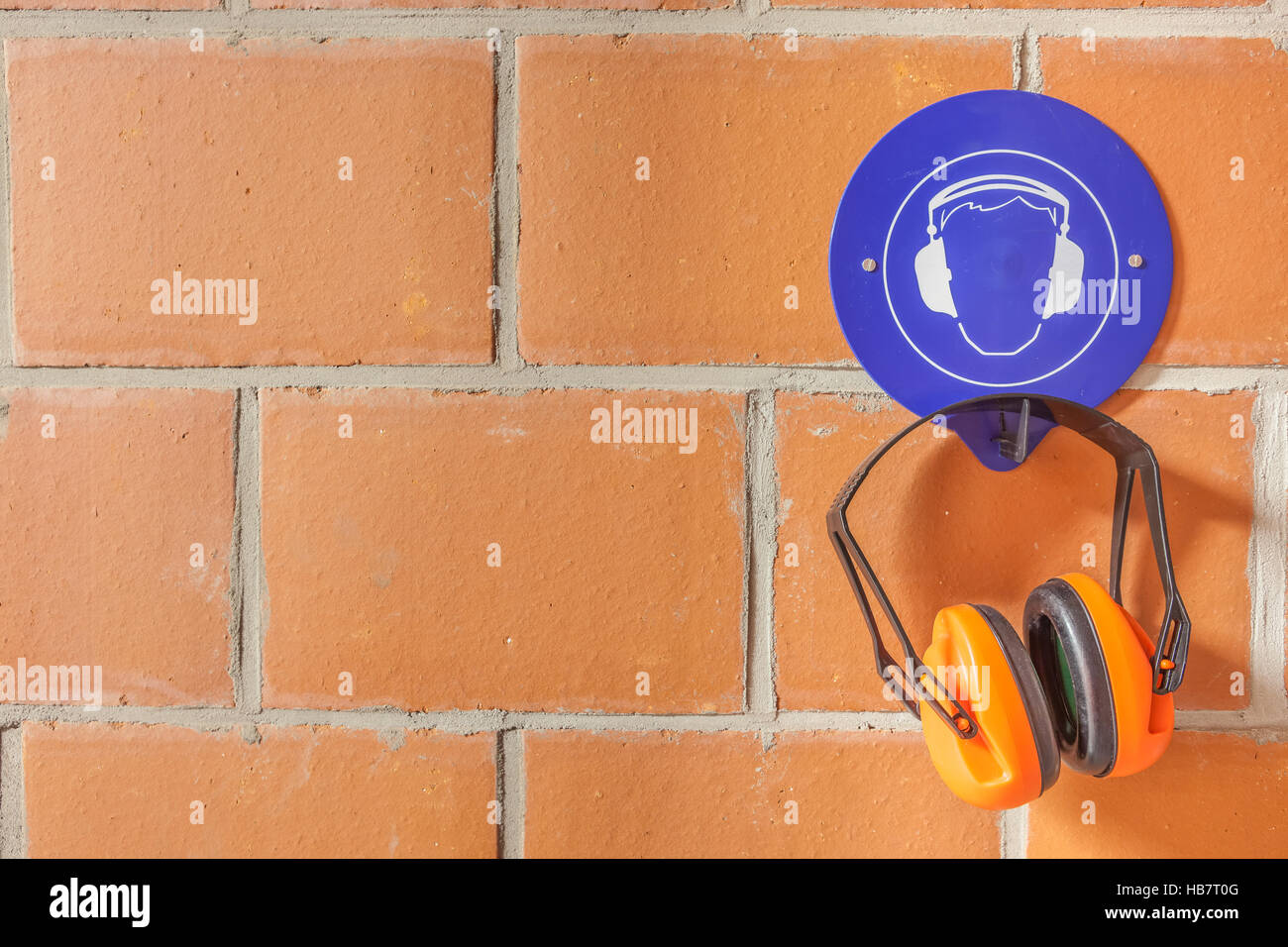 Protection auditive obligatoire Banque de photographies et d’images à ...