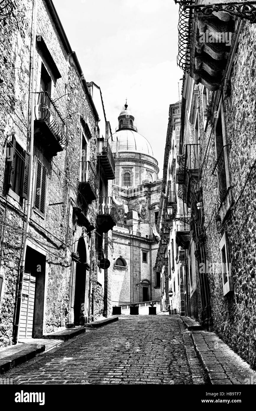 Centre historique centre historique Banque d'images noir et blanc - Alamy