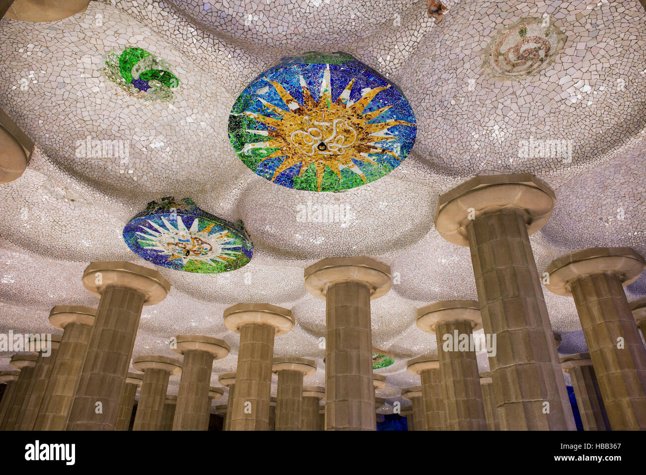 Colonnes de guell park Banque de photographies et d’images à haute ...