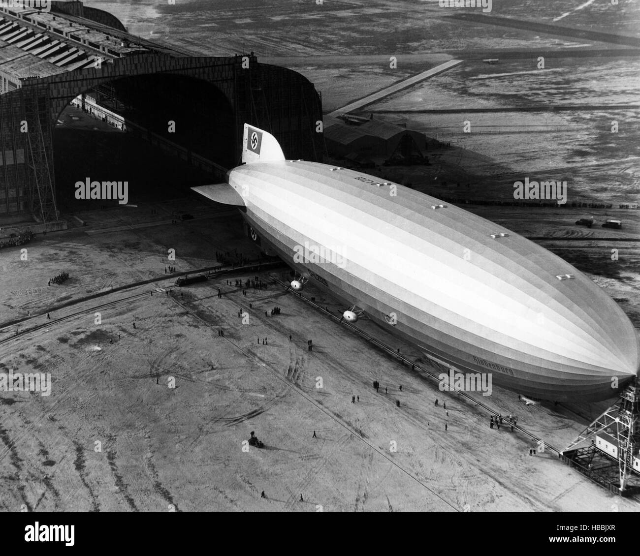 The german zeppelin lz 129 hindenburg Banque de photographies et d’images à haute résolution - Alamy