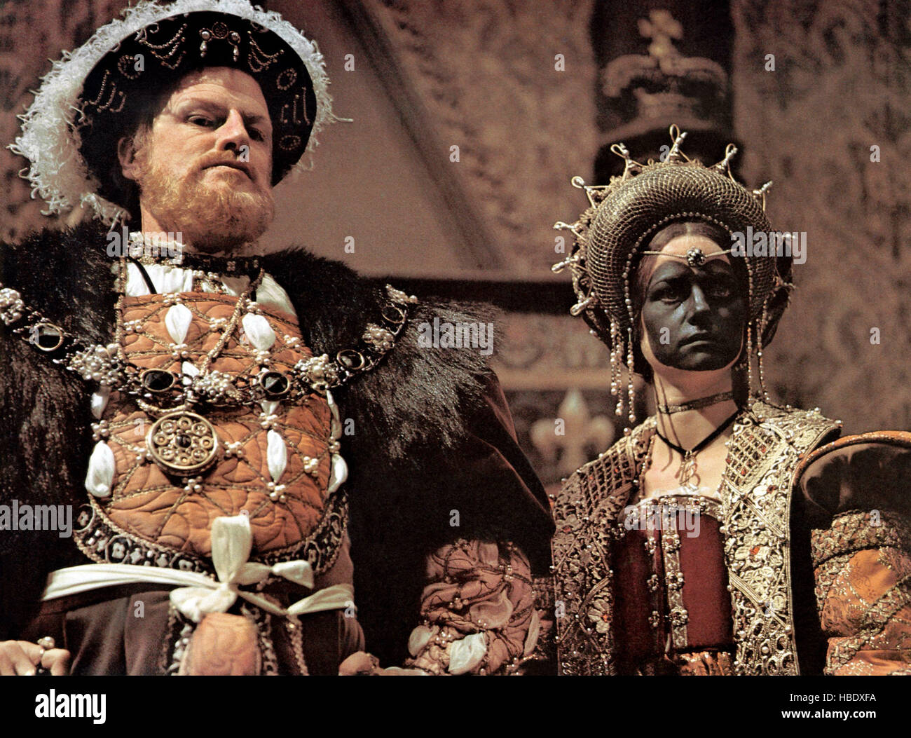 HENRY VIII ET SES SIX FEMMES, de gauche : Keith Michell, Charlotte ...