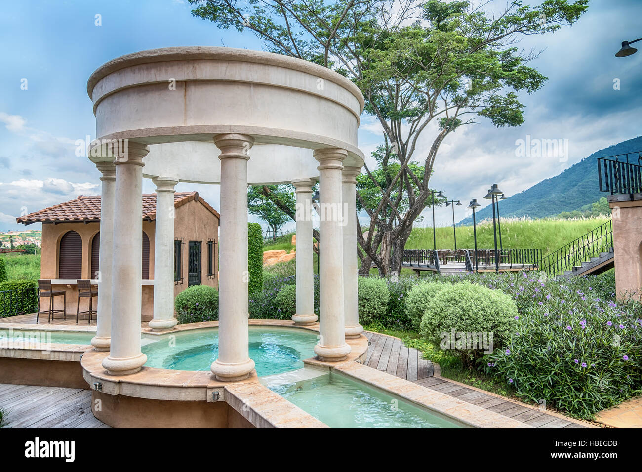 Structure en pierre Banque de photographies et d’images à haute ...