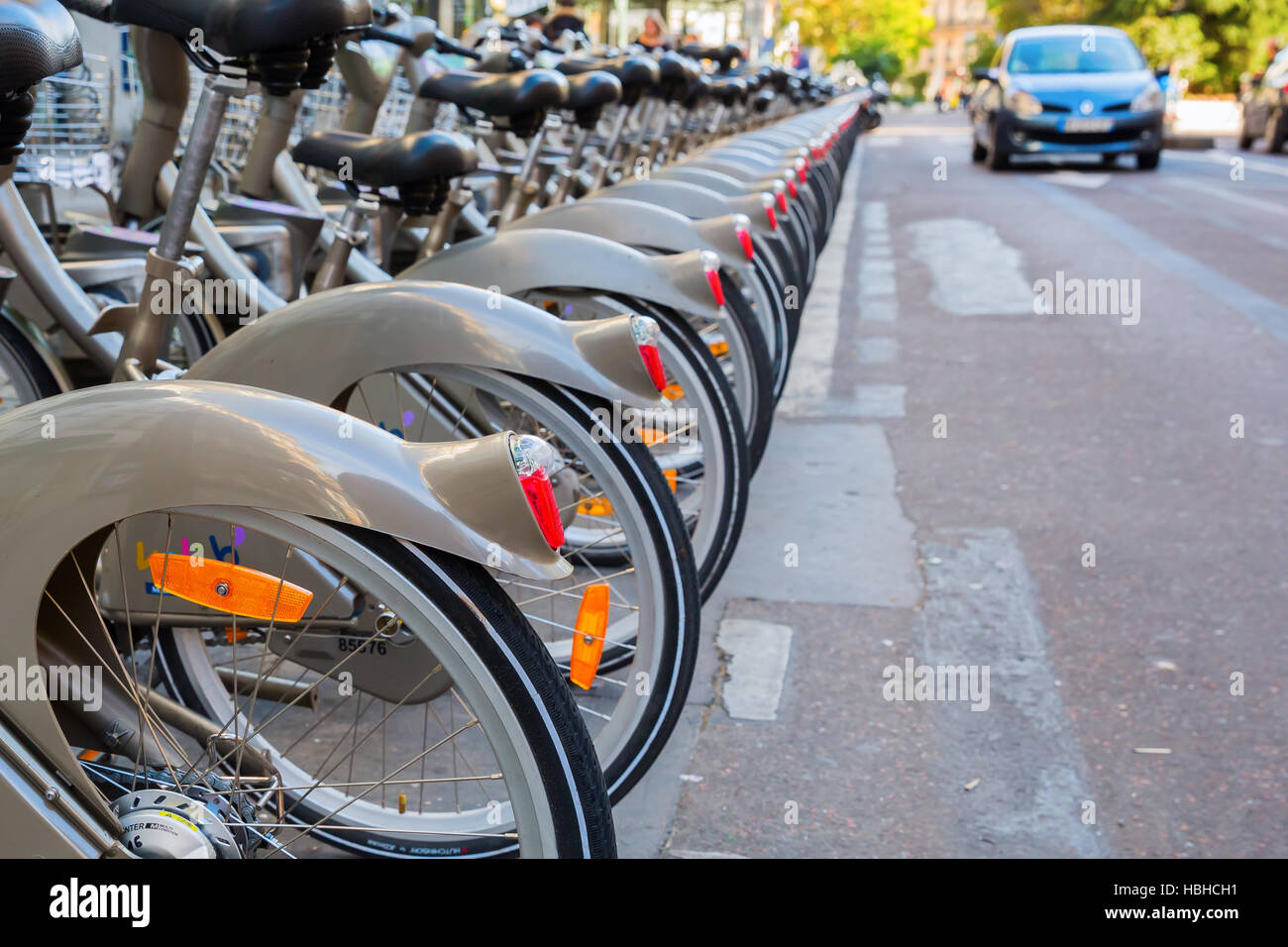 Velib station Banque de photographies et d’images à haute résolution ...
