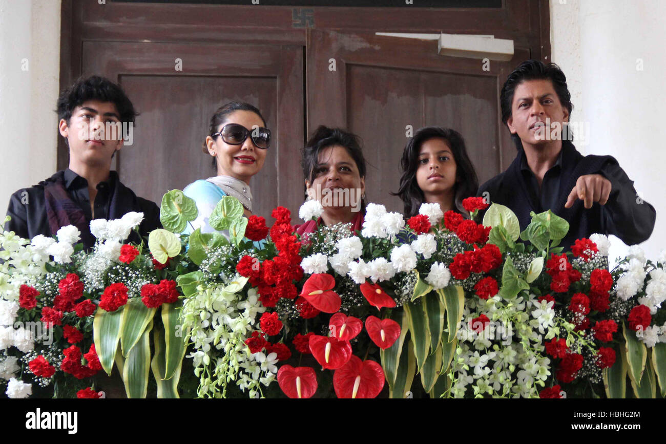 Famille aryan Khan, fils, Gauri Khan, épouse, Shahnaz Lalarukh, sœur ...